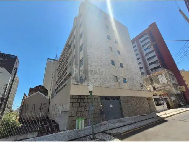 Apartamento para Venda em Ponta Grossa/PR Centro 4 Quartos