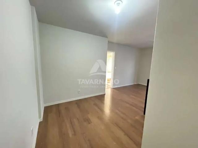 Apartamento para Venda em Ponta Grossa/PR Centro 2 Quartos