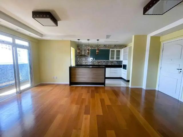 Apartamento para Venda em Ponta Grossa/PR Centro 3 Quartos