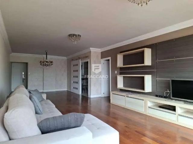 Apartamento para Venda em Ponta Grossa/PR Centro 3 Quartos