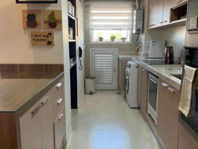 Apartamento para venda em Ponte Preta de 76.00m² com 3 Quartos, 1 Suite e 2 Garagens