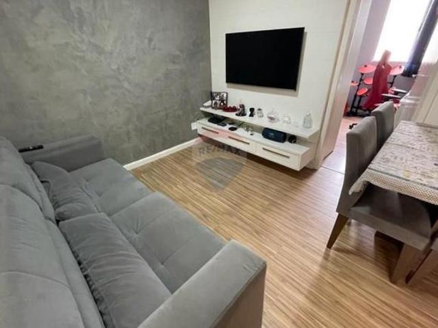 Apartamento para venda em Portão de 52.00m² com 2 Quartos, 1 Suite e 1 Garagem