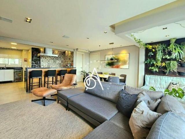Apartamento para venda em Portão de 105.00m² com 3 Quartos, 1 Suite e 2 Garagens