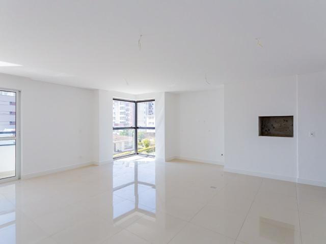 Apartamento para venda em Portão em Curitiba Paraná de 134.00m² com 3 Quartos, 1 Suíte e 2 Garagens