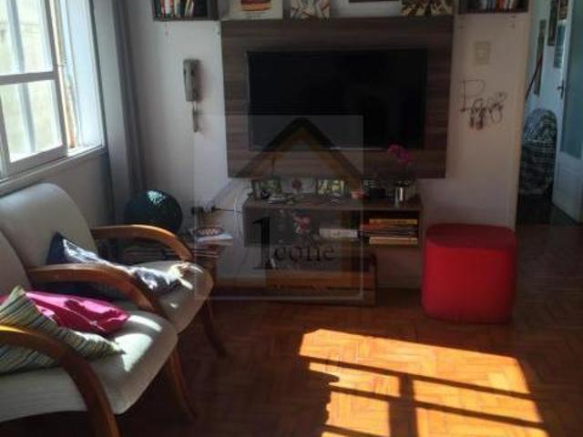 Apartamento para Venda em Porto Alegre, Centro Histórico, 2 dormitórios, 2 banheiros