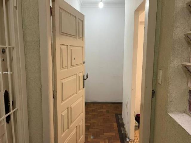 Apartamento para Venda em Porto Alegre, Menino Deus, 2 dormitórios, 1 suíte, 2 banheiros