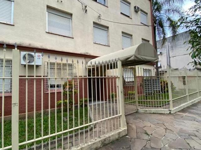 Apartamento para Venda em Porto Alegre, São Sebastião, 3 dormitórios, 1 banheiro, 1 vaga