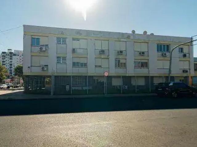 Apartamento para Venda em Porto Alegre/RS Medianeira 3 Quartos