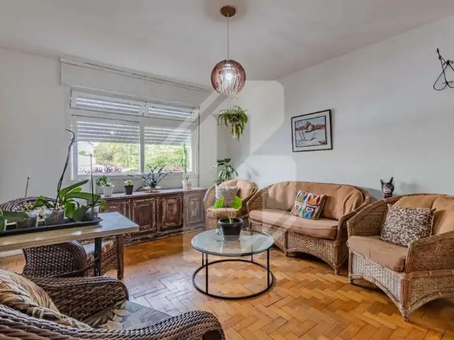 Apartamento para Venda em Porto Alegre/RS Menino Deus 2 Quartos