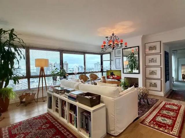 Apartamento para Venda em Porto Alegre/RS Menino Deus 2 Quartos