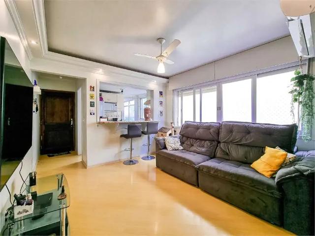 Apartamento para Venda em Porto Alegre/RS Menino Deus 2 Quartos