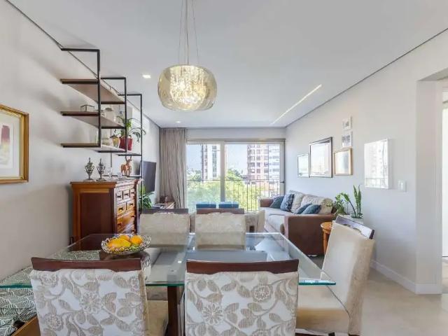 Apartamento para Venda em Porto Alegre/RS Menino Deus 2 Quartos