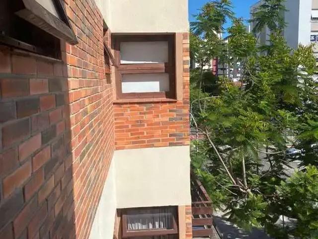 Apartamento para Venda em Porto Alegre/RS Menino Deus 2 Quartos