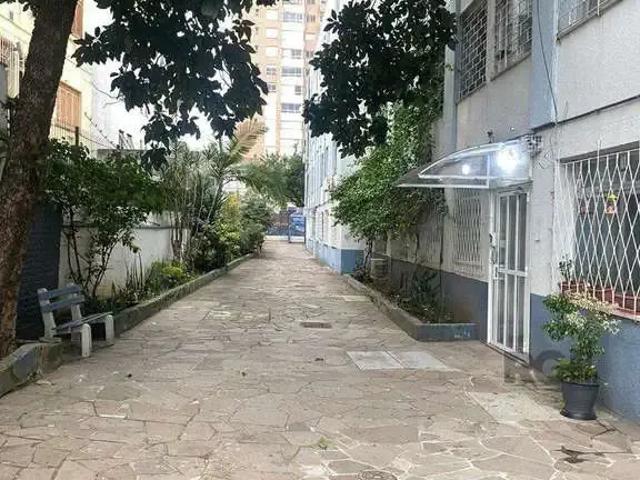 Apartamento para Venda em Porto Alegre/RS Menino Deus 2 Quartos