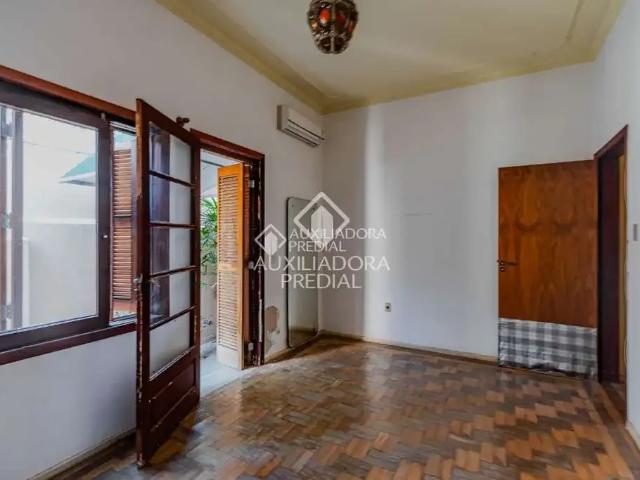 Apartamento para Venda em Porto Alegre/RS Menino Deus 2 Quartos
