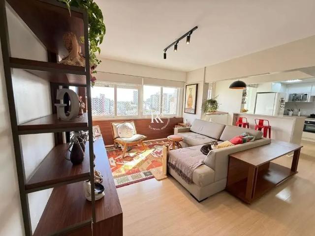 Apartamento para Venda em Porto Alegre/RS Menino Deus 2 Quartos