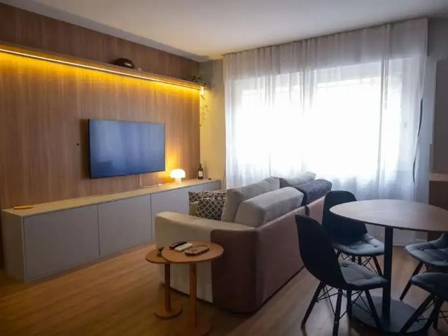 Apartamento para Venda em Porto Alegre/RS Menino Deus 2 Quartos