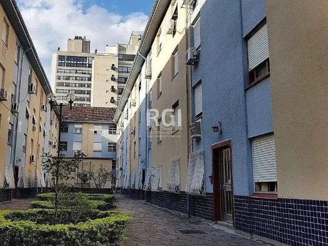 Apartamento para Venda em Porto Alegre/RS Menino Deus 2 Quartos