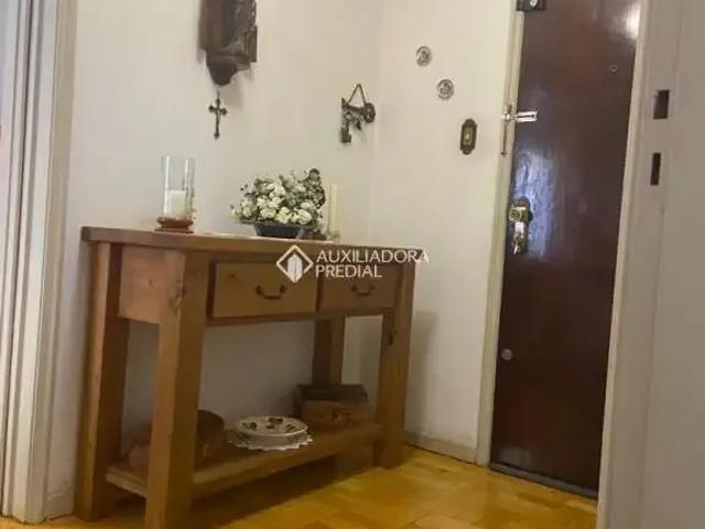 Apartamento para Venda em Porto Alegre/RS Menino Deus 2 Quartos