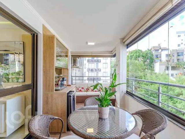 Apartamento para Venda em Porto Alegre/RS Menino Deus 3 Quartos