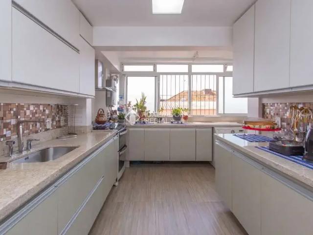 Apartamento para Venda em Porto Alegre/RS Menino Deus 3 Quartos