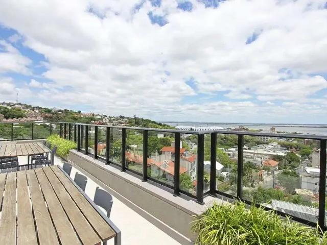 Apartamento para Venda em Porto Alegre/RS Menino Deus 3 Quartos