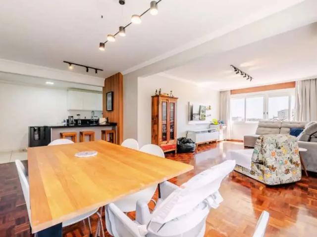 Apartamento para Venda em Porto Alegre/RS Moinhos de Vento 3 Quartos