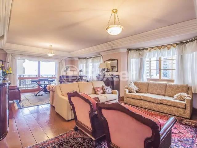 Apartamento para Venda em Porto Alegre/RS Moinhos de Vento 4 Quartos