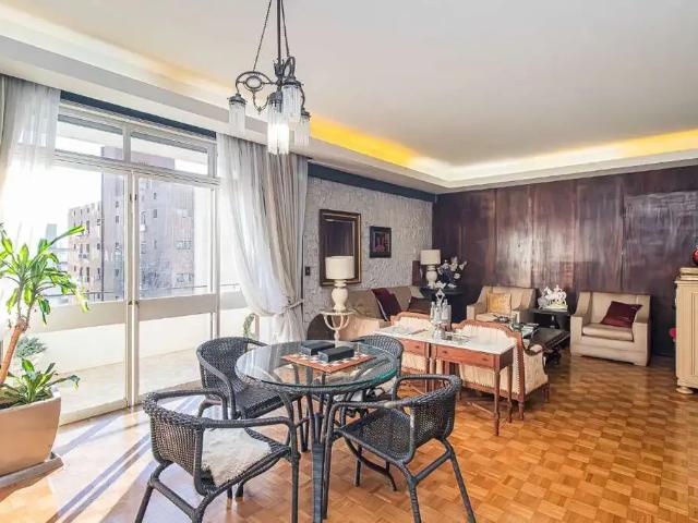 Apartamento para Venda em Porto Alegre/RS Moinhos de Vento 4 Quartos