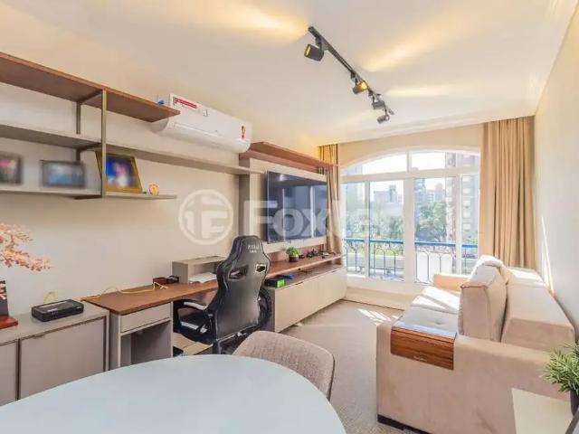 Apartamento para Venda em Porto Alegre/RS Mont Serrat 2 Quartos