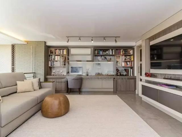 Apartamento para Venda em Porto Alegre/RS Mont Serrat 2 Quartos