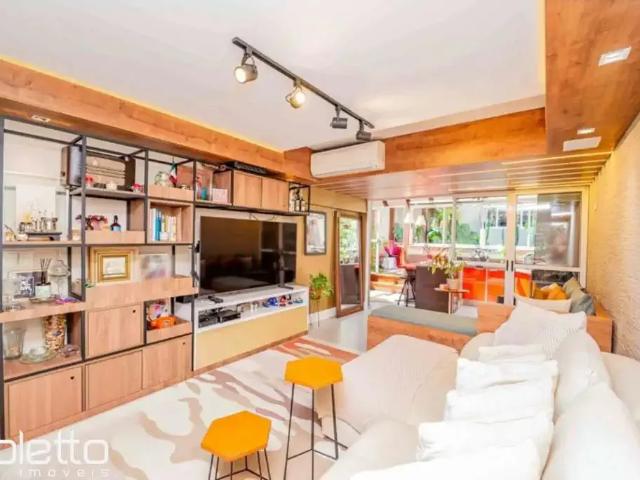 Apartamento para Venda em Porto Alegre/RS Mont Serrat 2 Quartos