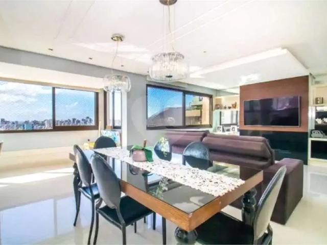 Apartamento para Venda em Porto Alegre/RS Mont Serrat 3 Quartos