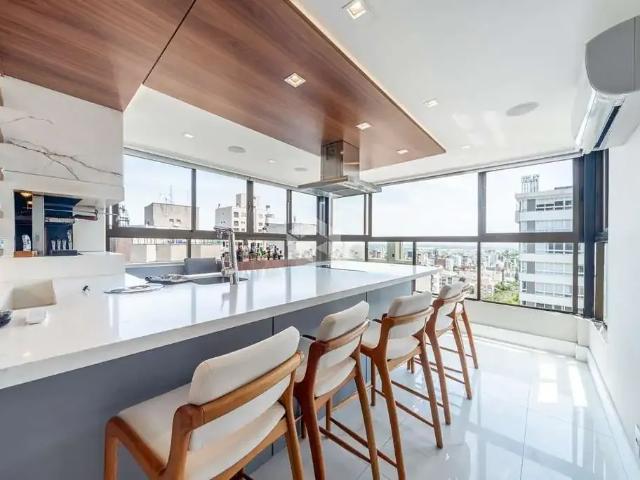 Apartamento para Venda em Porto Alegre/RS Mont Serrat 3 Quartos
