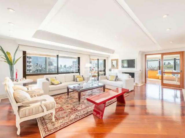 Apartamento para Venda em Porto Alegre/RS Mont Serrat 3 Quartos