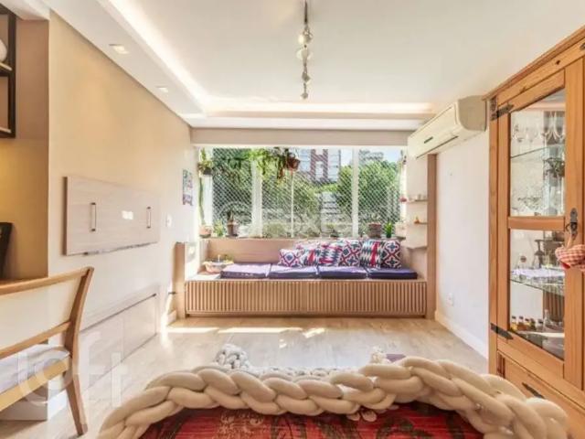 Apartamento para Venda em Porto Alegre/RS Mont Serrat 3 Quartos