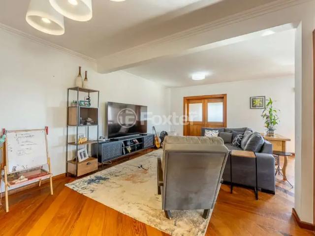 Apartamento para Venda em Porto Alegre/RS Mont Serrat 3 Quartos
