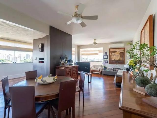Apartamento para Venda em Porto Alegre/RS Mont Serrat 3 Quartos
