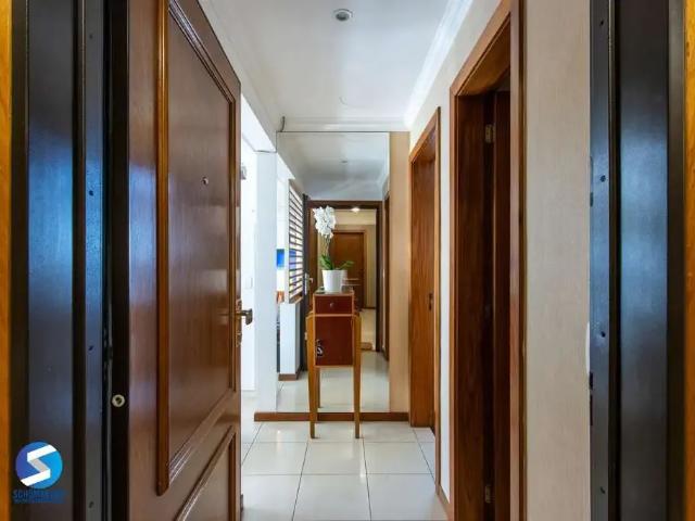 Apartamento para Venda em Porto Alegre/RS Mont Serrat 3 Quartos