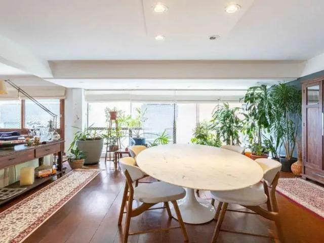Apartamento para Venda em Porto Alegre/RS Mont Serrat 3 Quartos