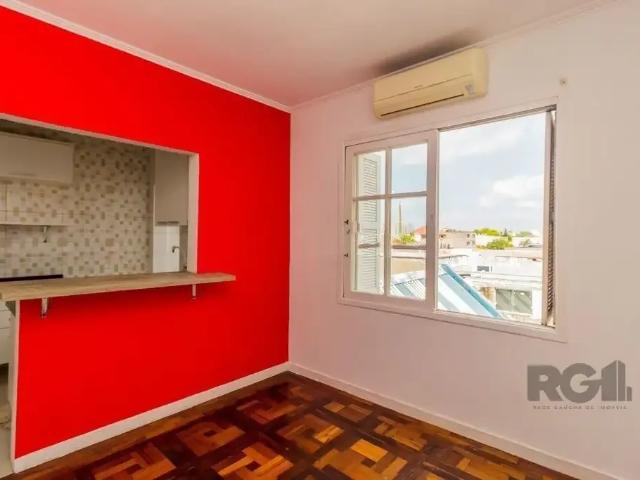 Apartamento para Venda em Porto Alegre/RS Navegantes 1 Quartos