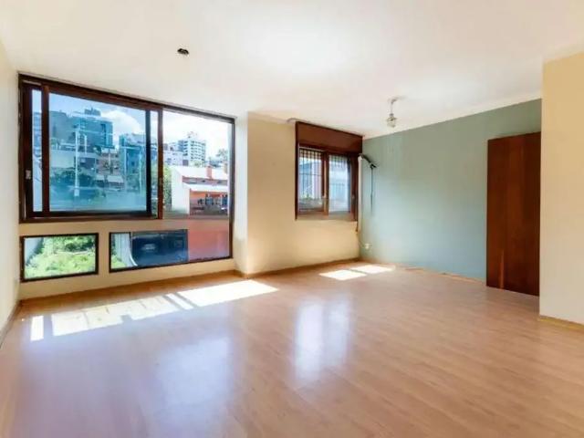 Apartamento para Venda em Porto Alegre/RS Auxiliadora 2 Quartos