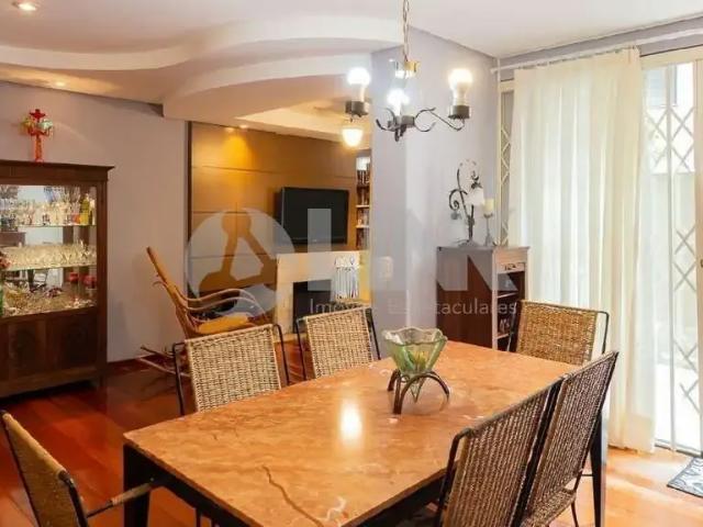 Apartamento para Venda em Porto Alegre/RS Auxiliadora 2 Quartos