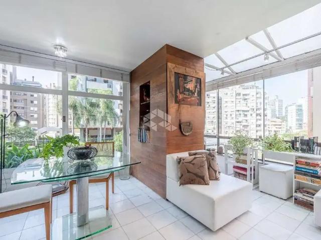 Apartamento para Venda em Porto Alegre/RS Auxiliadora 2 Quartos