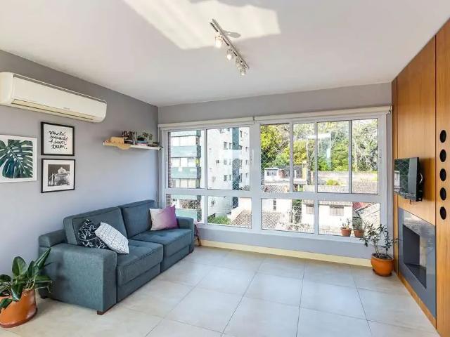 Apartamento para Venda em Porto Alegre/RS Auxiliadora 2 Quartos