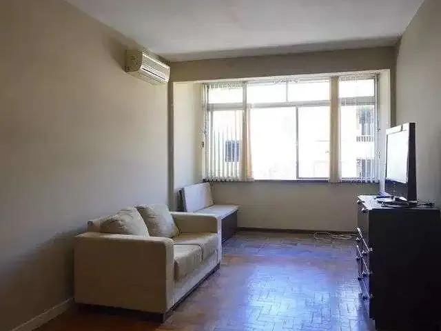 Apartamento para Venda em Porto Alegre/RS Auxiliadora 2 Quartos