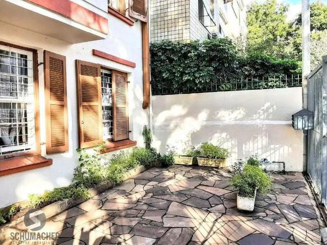 Apartamento para Venda em Porto Alegre/RS Auxiliadora 2 Quartos