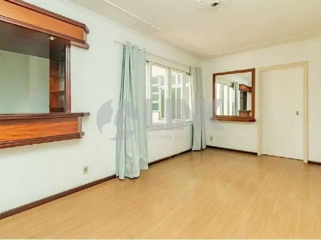 Apartamento para Venda em Porto Alegre/RS Auxiliadora 2 Quartos