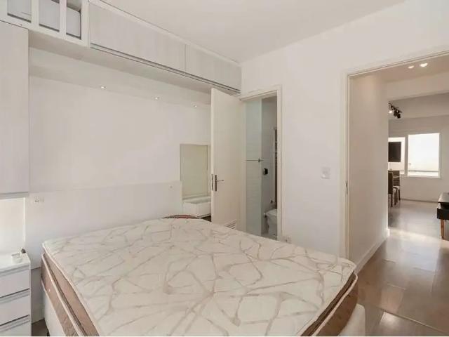 Apartamento para Venda em Porto Alegre/RS Auxiliadora 2 Quartos