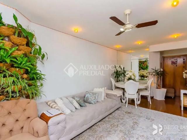 Apartamento para Venda em Porto Alegre/RS Auxiliadora 2 Quartos